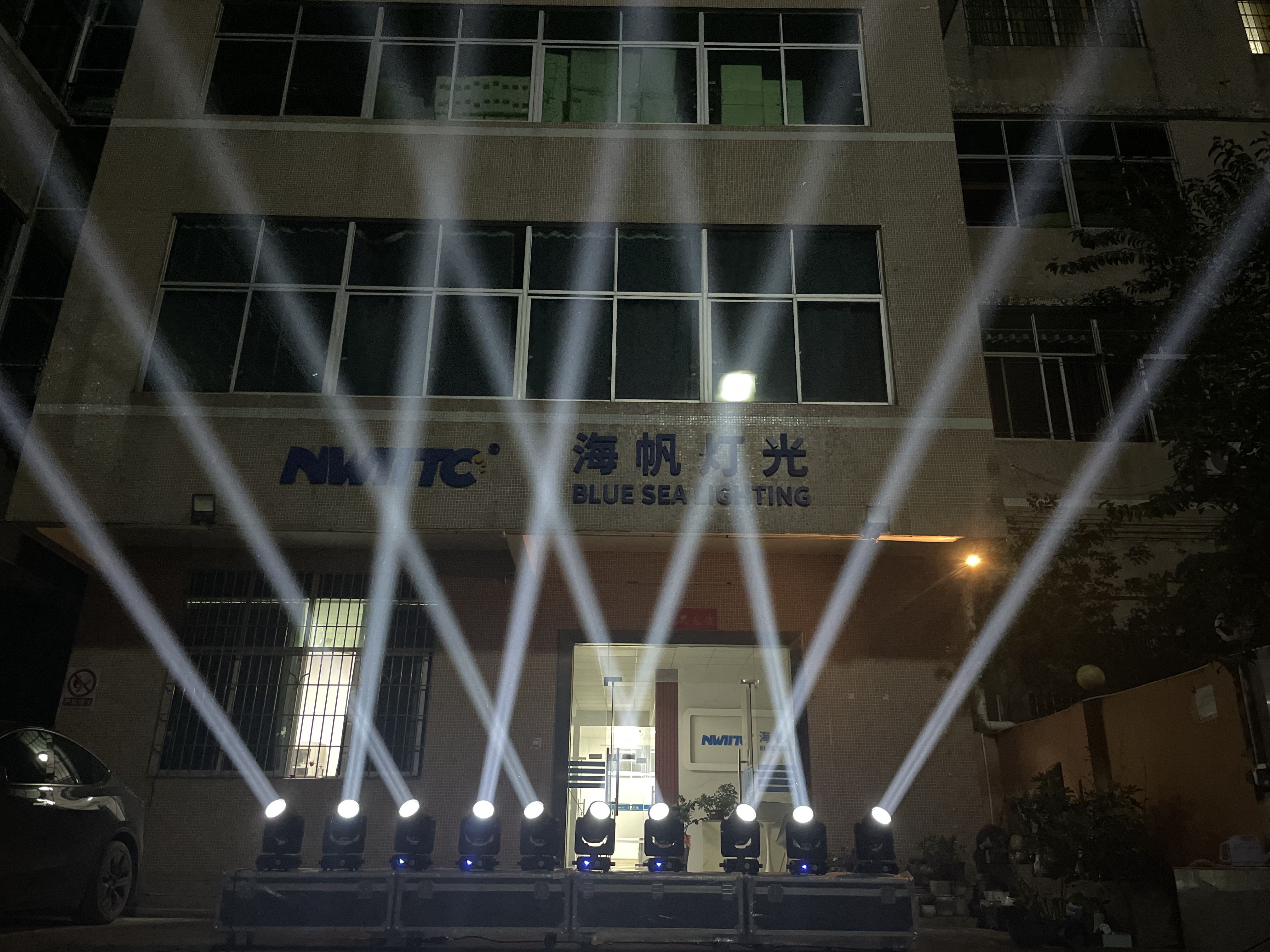 How Lightweight Intelligent Lighting Fixtures Elevate the Quality of ...