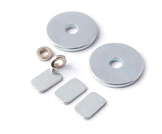 Ring-shaped NdFeB permanent magnet